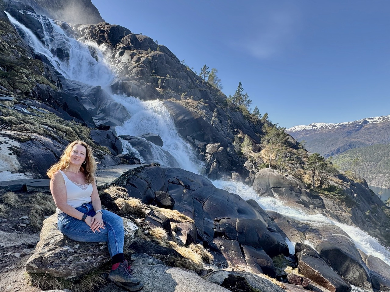 How to get to Langfoss Waterfall from Haugesund: Langfoss Waterfall ...